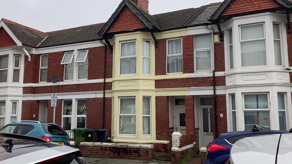 Cardiff: Mum who caused son's death was insane, court hears - BBC News