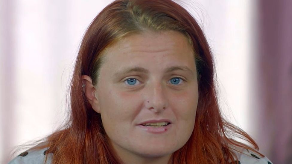 Waterbeach recycling: 'I'm not afraid of a big pile of waste' - BBC News