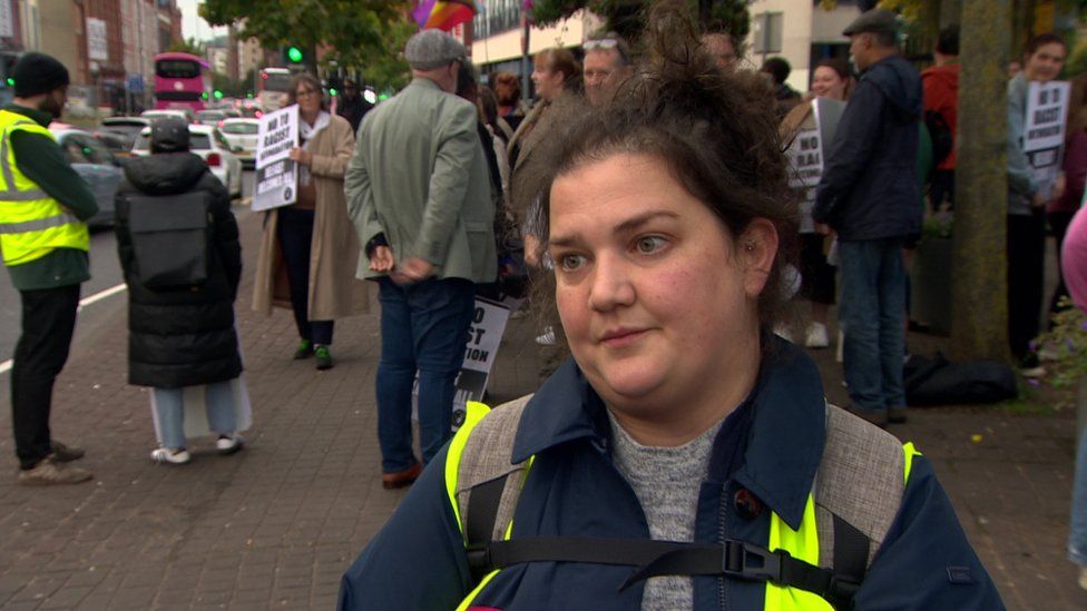 Anti-racism rally after south Belfast attacks - BBC News