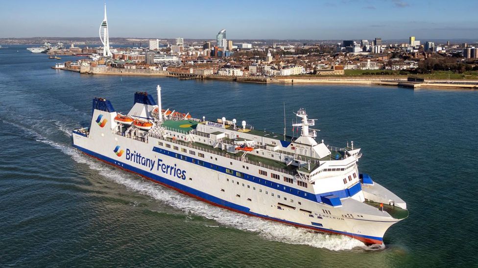 Brittany Ferries to trial vessel in Channel Islands - BBC News