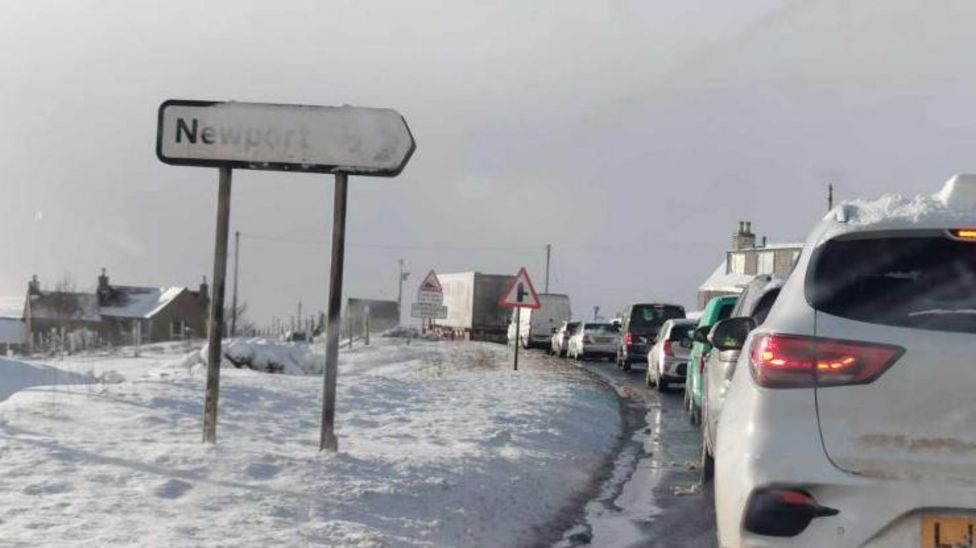 Snow-hit A9 in Caithness and Sutherland captured in images - BBC News