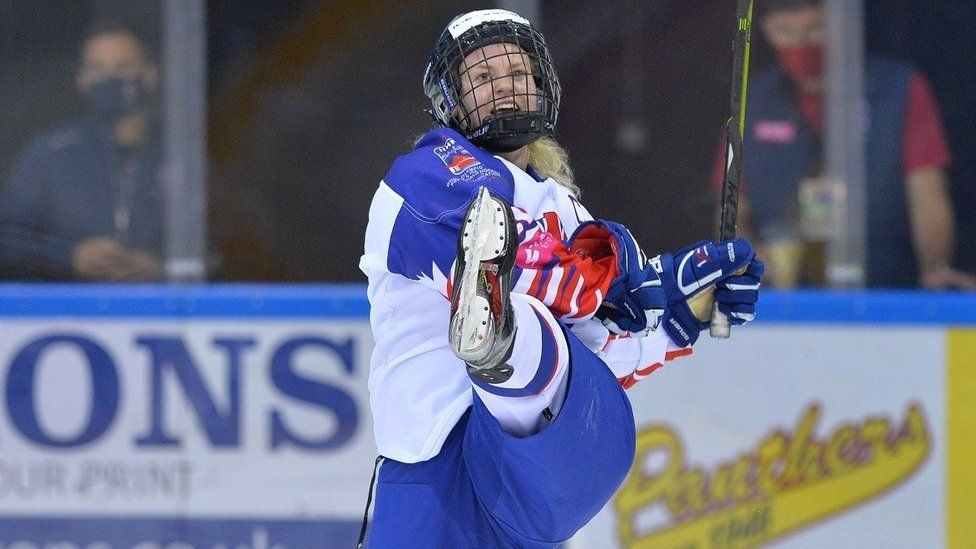 Telford's GB ice hockey skipper upbeat after Olympics failure - BBC News