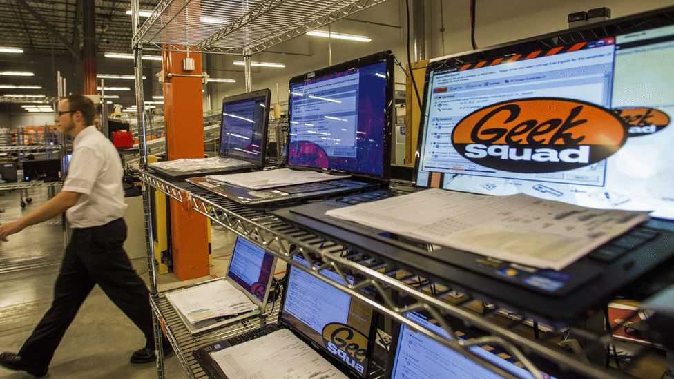 FBI row over Geek Squad child abuse find - BBC News