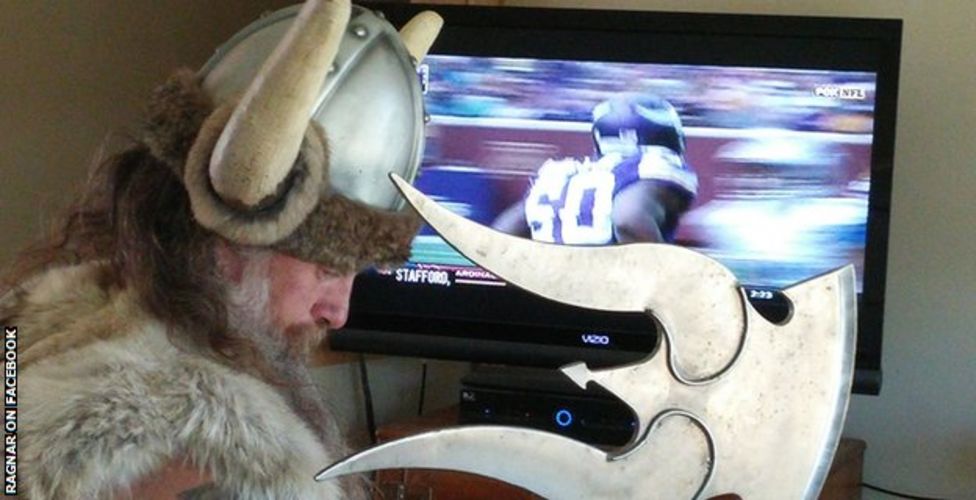 Minnesota Vikings mascot Ragnar leaves after 21 years - BBC Sport