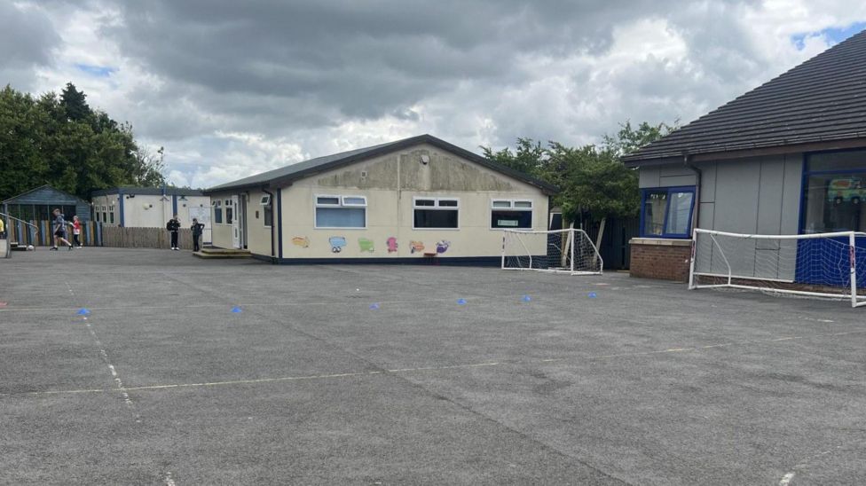 School funding: Millennium Integrated hails £80m funding boost - BBC News