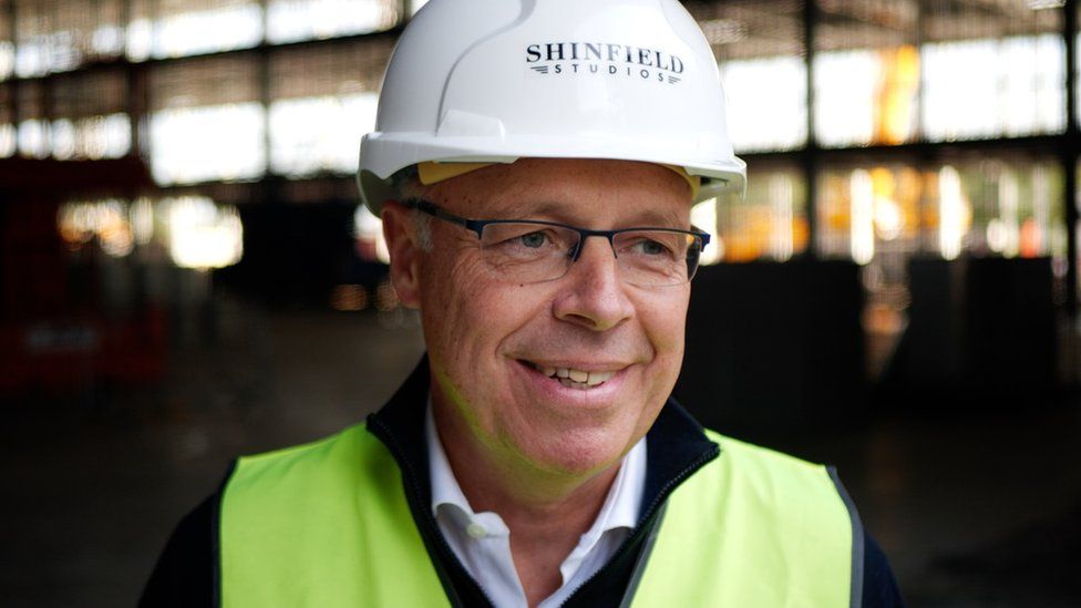 The Berkshire film studio bringing Hollywood magic to the UK - BBC News