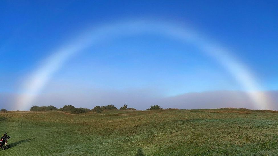Weather: Fogbows captured across Norfolk, Suffolk and Essex - BBC News