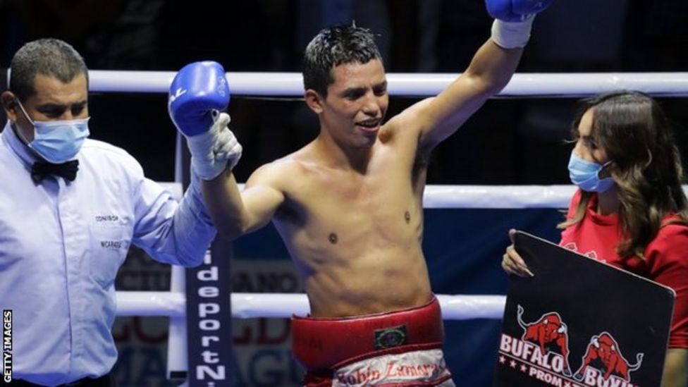Coronavirus: Nicaraguan boxing event goes ahead with masks and ...
