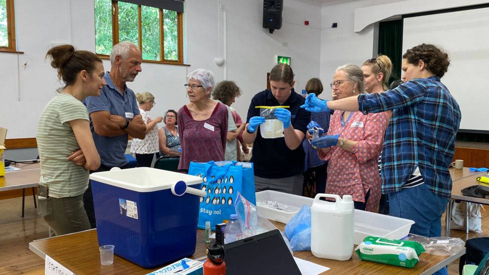 River Teme: Meet-up for volunteers testing water quality - BBC News