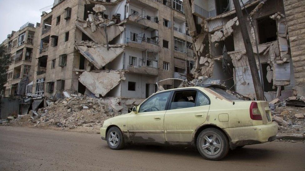 Syria war: Rebels take key northern town of al-Rai from IS - BBC News