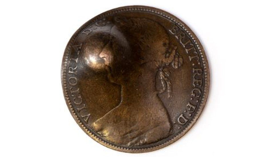 Pocket penny that saved soldier's life to be sold - BBC News
