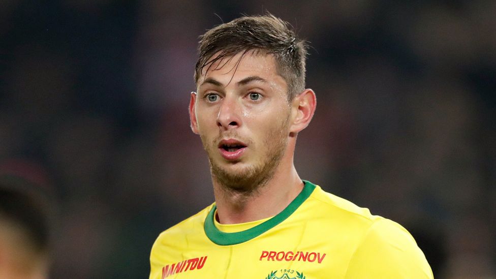 Emiliano Sala: Body identified as Cardiff City footballer - BBC News