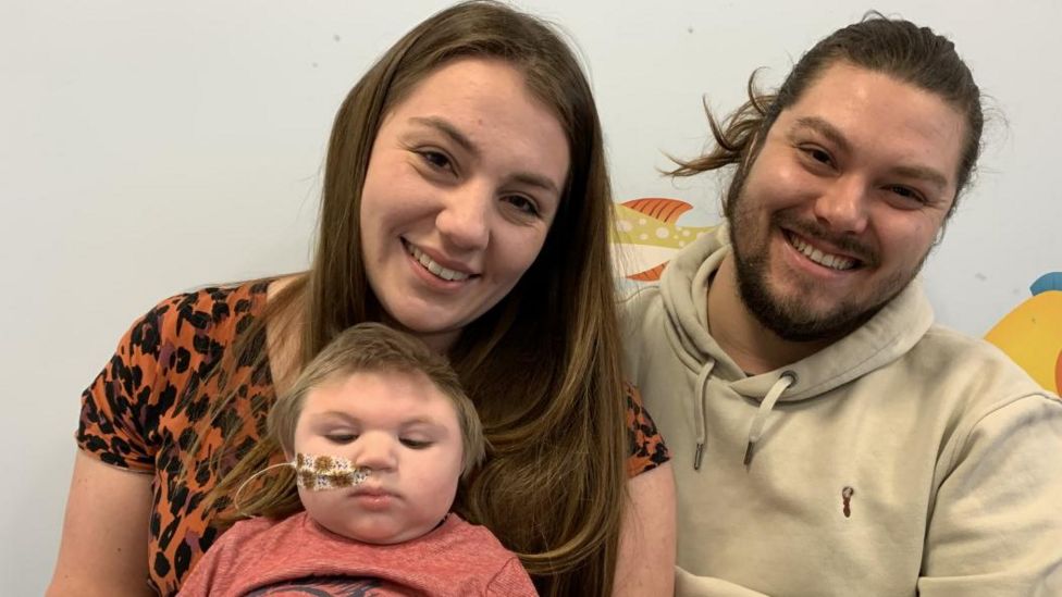Aylesbury: Parents of baby with complex needs want to help others - BBC ...