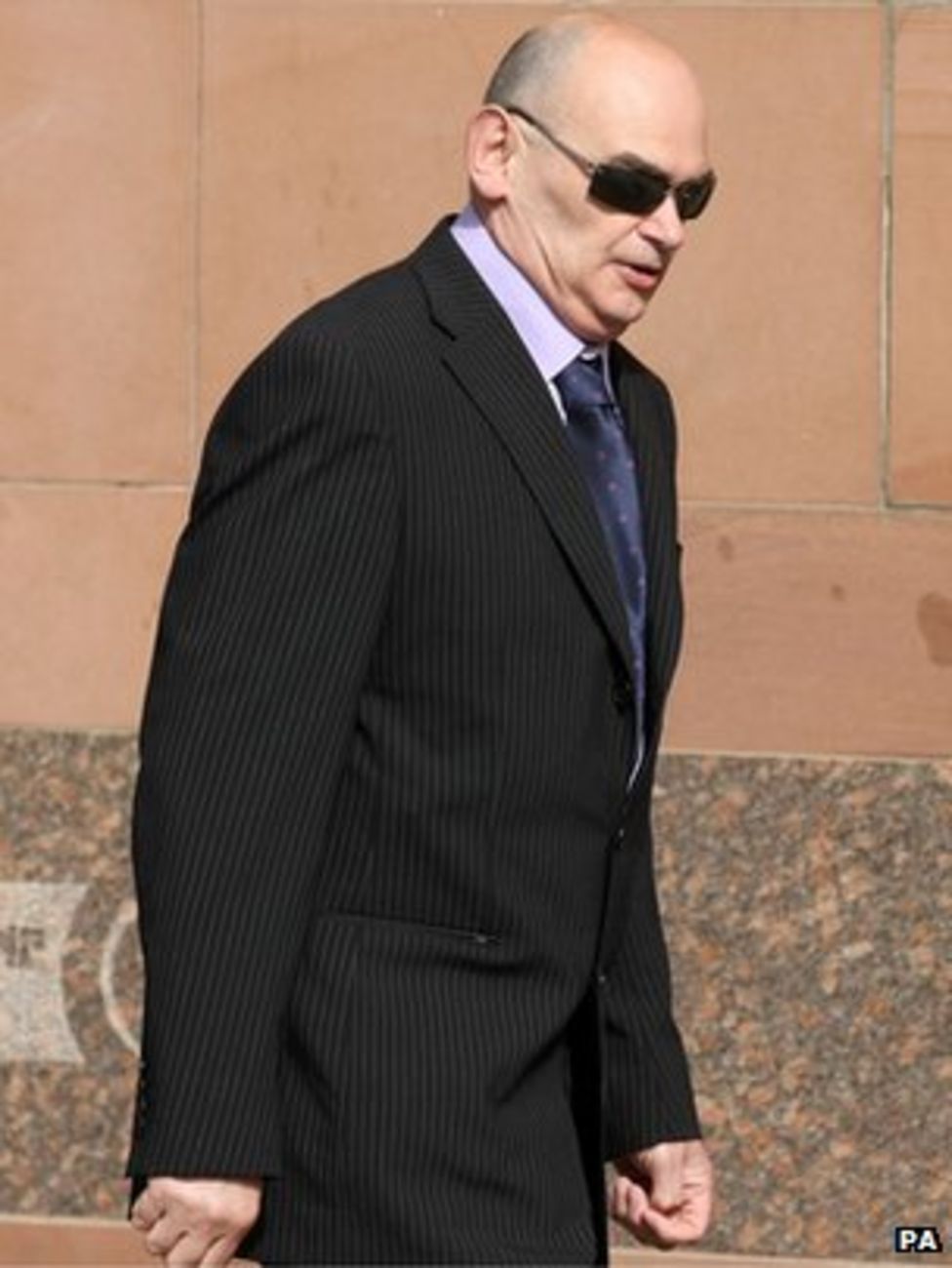 Stephen Short jailed after Dark Justice internet sting - BBC News