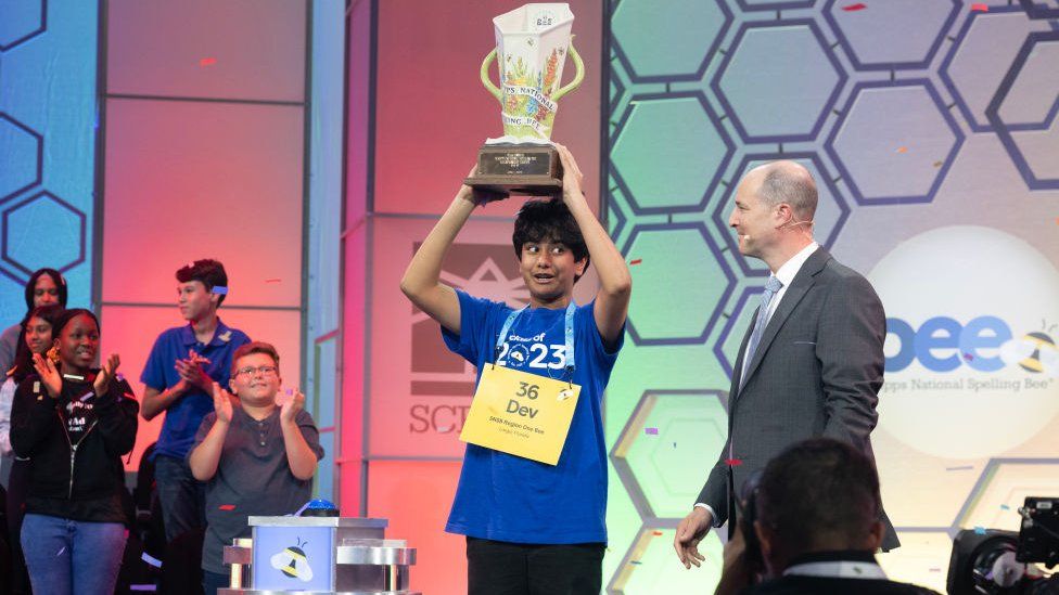 Scripps National Spelling Bee: Can you pass the test? - BBC Newsround