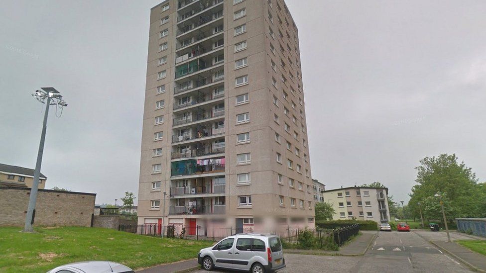 Man charged over fire at block of flats in Edinburgh - BBC News