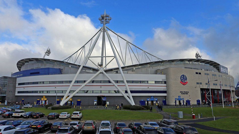 Bolton Wanderers back bid to end gambling sponsorship - BBC News