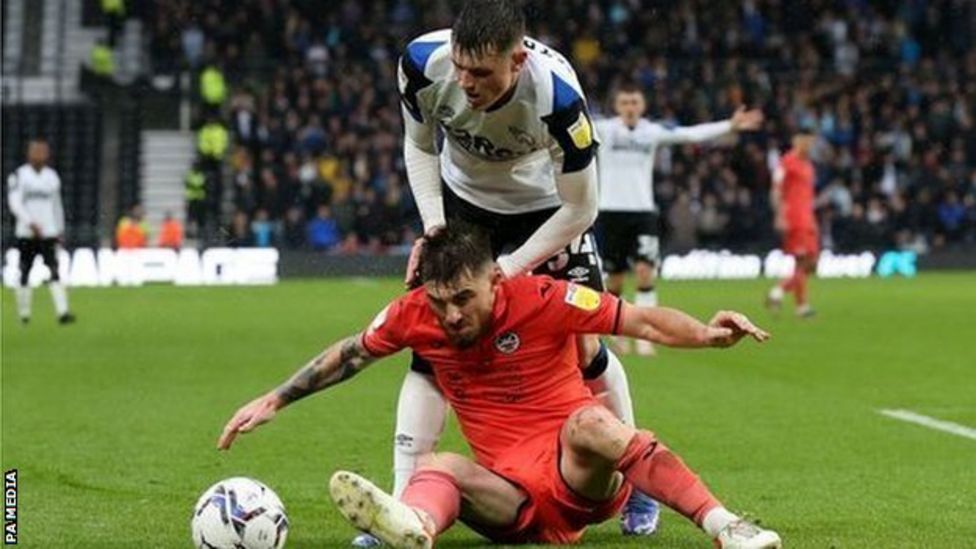 Derby County 0-0 Swansea City: Rams remain unbeaten at home after Swans ...