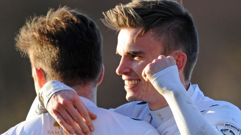 Gateshead sign Robbie Tinkler and JJ O'Donnell agrees new contract ...