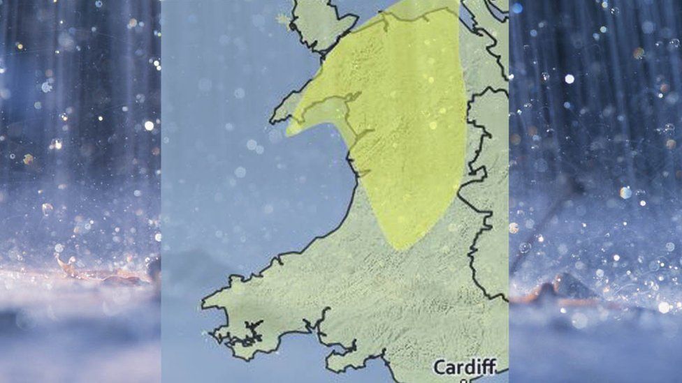 Heavy rain and strong wind alert for north and mid Wales - BBC News