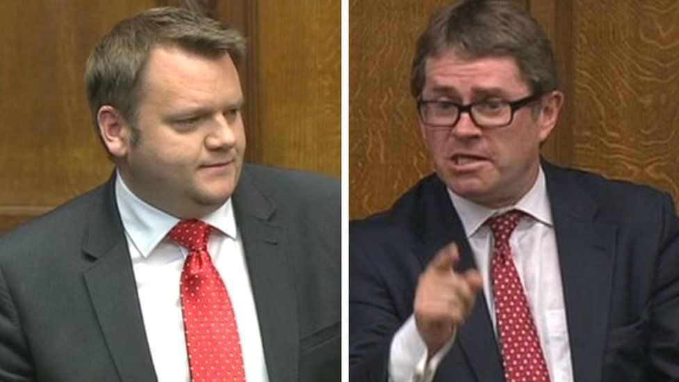 Caerphilly MP Wayne David re-joins Labour's front bench - BBC News