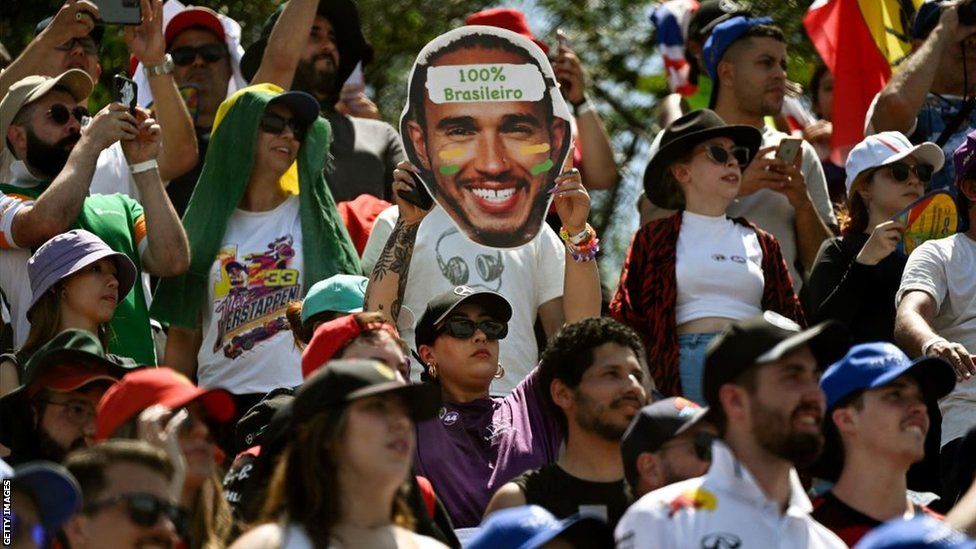 Sao Paulo GP race - BBC Sport