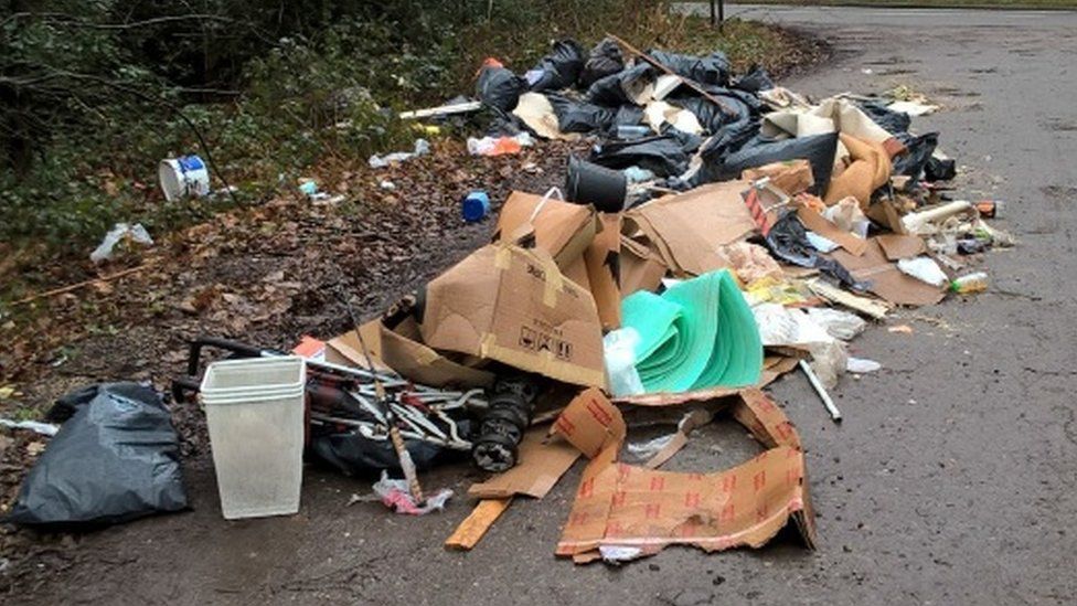 Fly-tip warning over Surrey's new recycling fees - BBC News