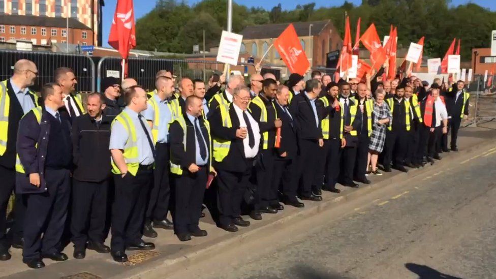Greater Manchester bus drivers staging one-day strike - BBC News