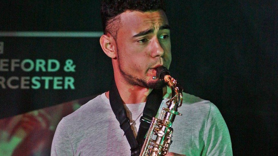 Colton Bryan: Three men guilty of 'vicious' Redditch murder - BBC News