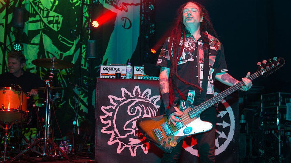 Nottingham's Rock City: 'Glastonbury-like' venue turns 40 - BBC News