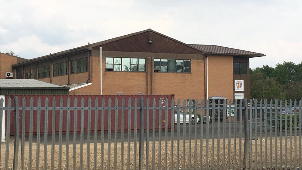 Addo Food Group to shut Spalding bakery putting 405 jobs at risk - BBC News