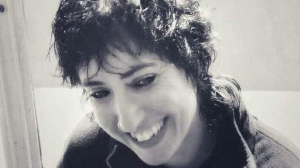 Horror film fanatic jailed for Julia Rawson's murder - BBC News