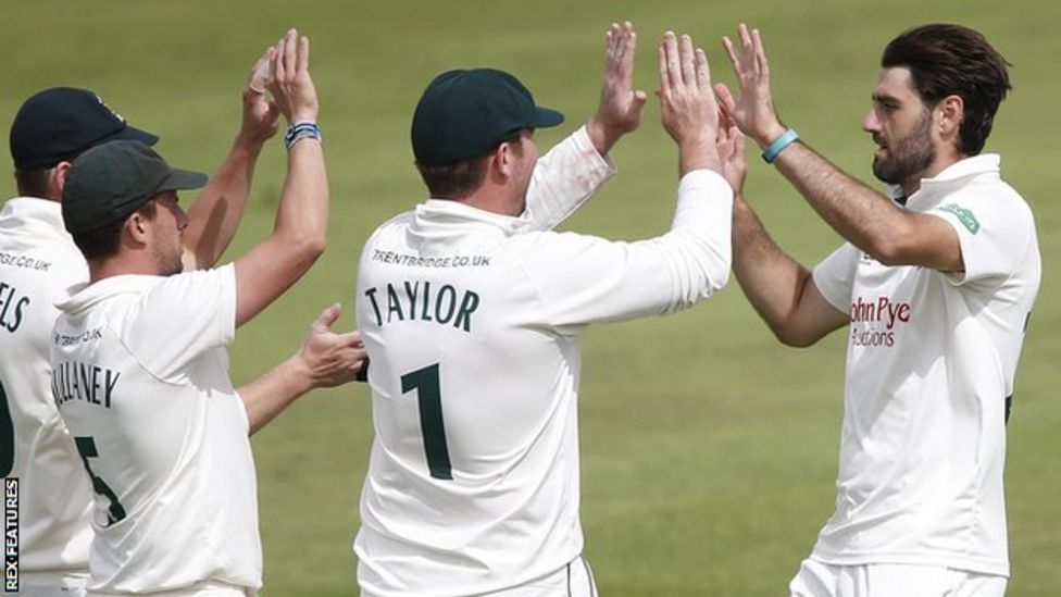 Derbyshire v Nottinghamshire: Brett Hutton puts Division Two leaders in ...