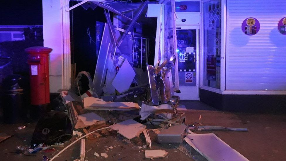 Three men jailed over Blyth cash machine ram-raid - BBC News
