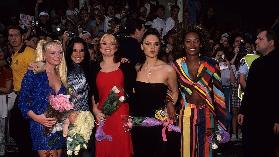 Ateb y Galw: Catrin Fflûr Huws - BBC Cymru Fyw