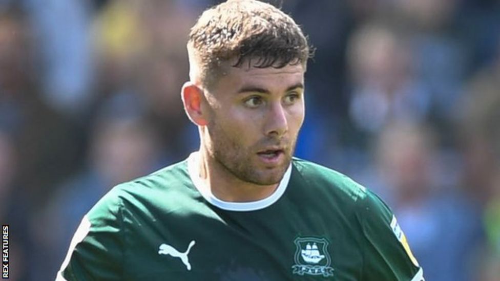 Joe Riley: Mansfield Town sign defender after Plymouth Argyle departure ...