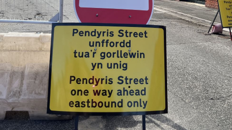 Welsh translation error directs drivers to 'town egg gas' - BBC News