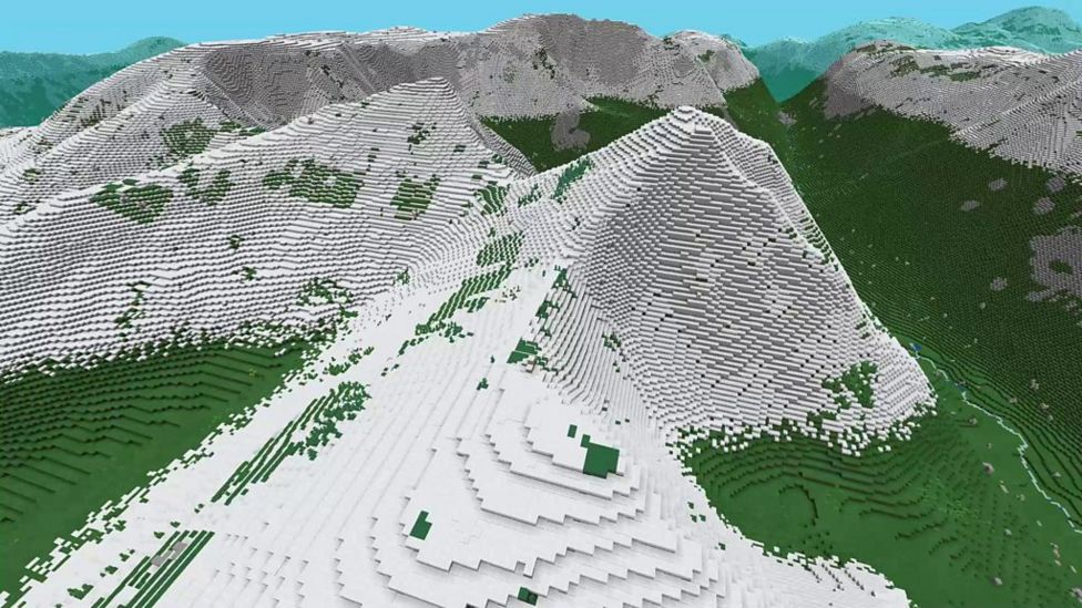 Minecraft: Corfe Castle recreated by YouTuber Grian - BBC Newsround