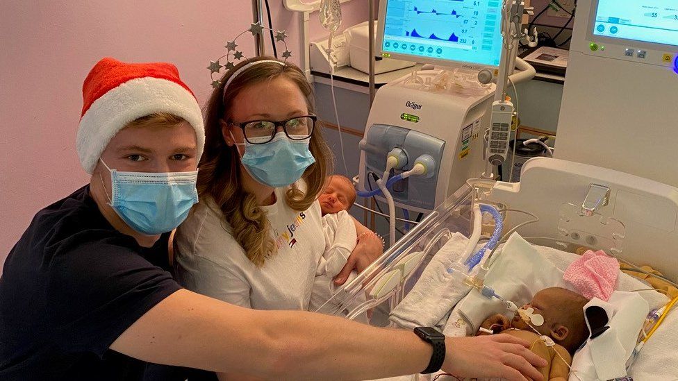 Nottingham man to do 36-hour triathlon to thank NHS trust - BBC News