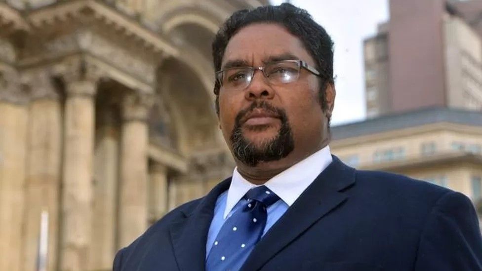 King's birthday honours: Former refugee appointed MBE - BBC News