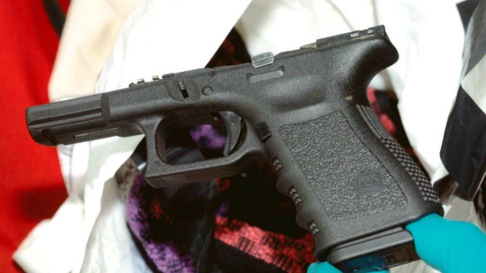 Gang plot involved guns and Royal Mail disguises in Glasgow - BBC News