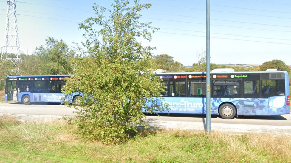 Bus company says Truro park and ride format 'unsustainable' - BBC News