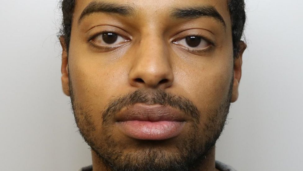 Badri Issa: Man who stabbed 'peacemaker' to death jailed - BBC News