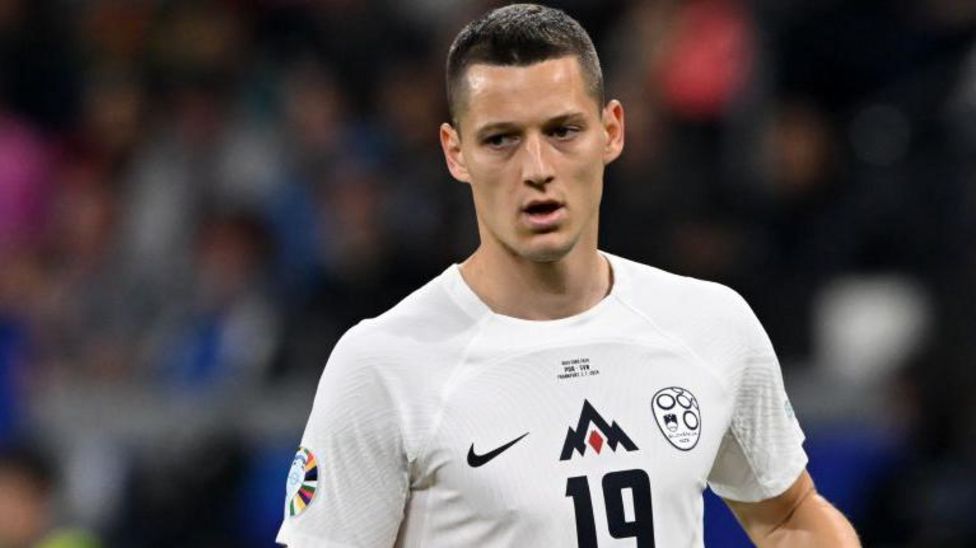 QPR sign Slovenia striker Zan Celar from Lugano - BBC Sport