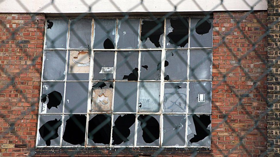 Plan to give new life to abandoned buildings and plots - BBC News