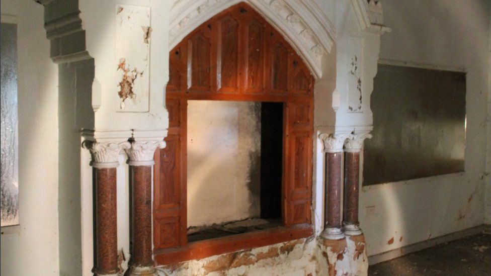 Merthyr: Jewish Heritage Centre plans a step closer - BBC News