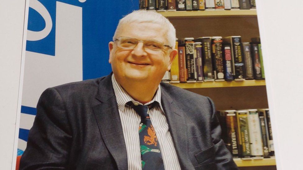 Ateb y Galw: Arwel Roberts - BBC Cymru Fyw