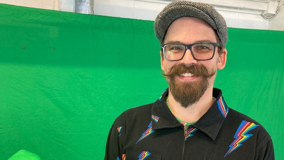 Never-ending Coventry cancan a 'love letter' to Eurovision - BBC News