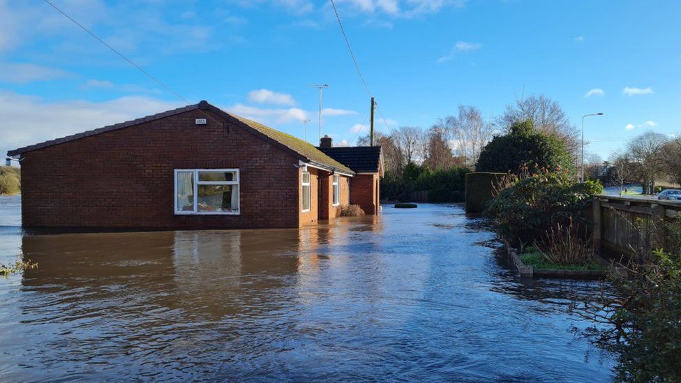Storm Christoph: Weaverham residents 'shocked' as flood relief grant ...