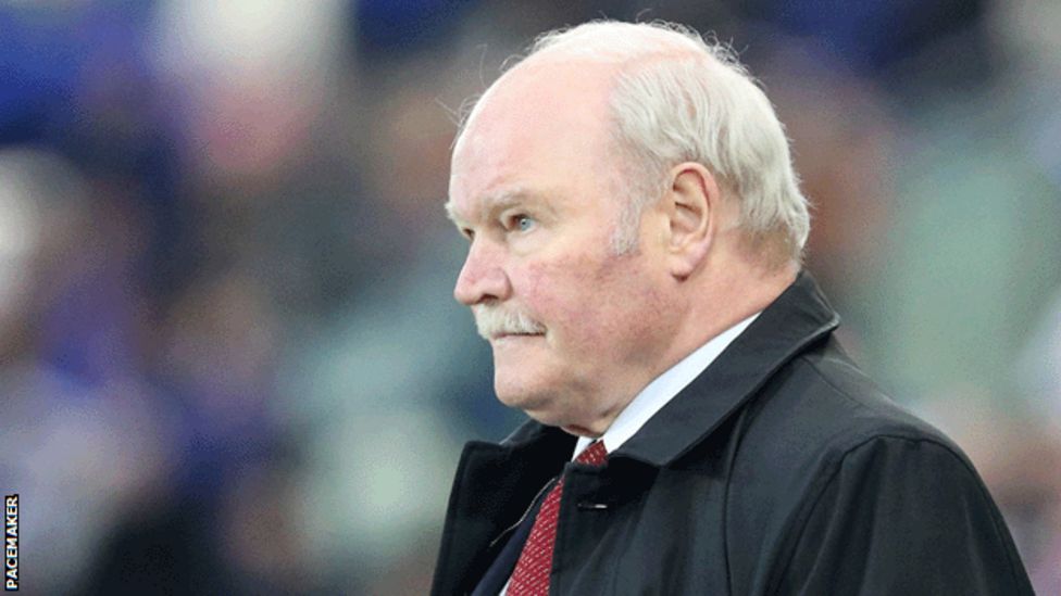 Ronnie McFall resigns as Glentoran manager with Gary Smyth taking over ...